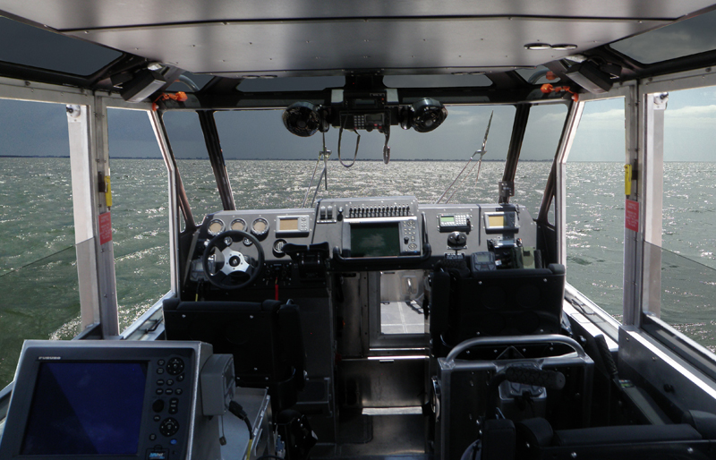 29 Defiant | Metal Shark