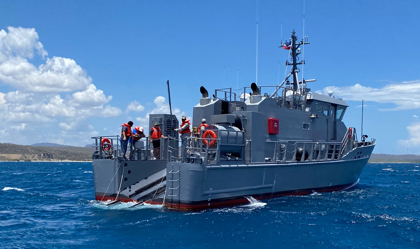 85 Defiant | Metal Shark