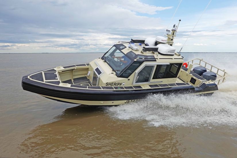 32 Defiant Image Gallery | Metal Shark