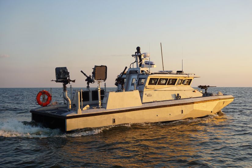 40 Defiant Image Gallery | Metal Shark